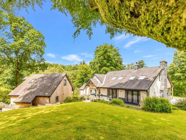 7 Bedroom Detached House