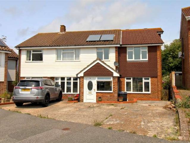 7 Bedroom Detached House