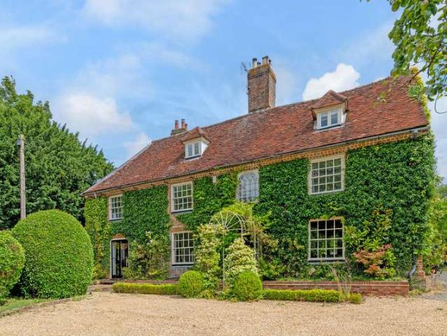 7 Bedroom Detached House