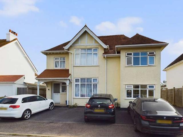 7 Bedroom Detached House