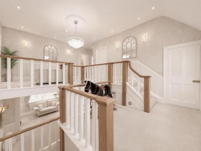 7 bedroom detached house for rent in Charlton Kings, Cheltenham GL53 9DA, GL53