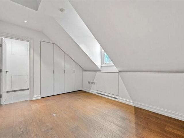 7 bedroom detached house for rent in Addison Road, Kensington, London, W14