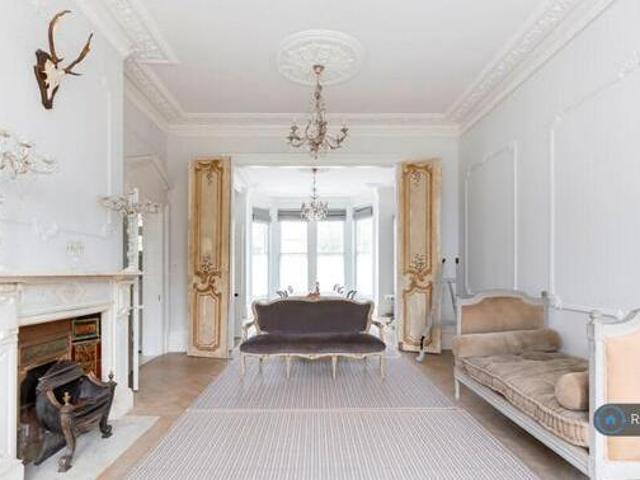 7 Bedroom Detached House For Rent In London
