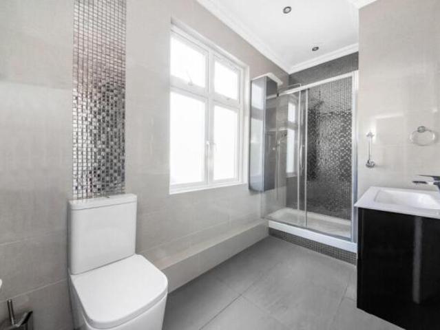 7 bedroom detached house for rent in Woolstone Road, Forest Hill, London, SE23