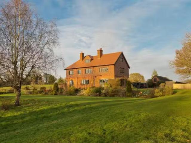 7 bedroom detached house for rent in West End House, GU34