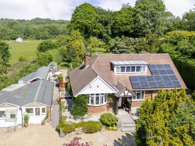 7 bedroom detached house for sale
