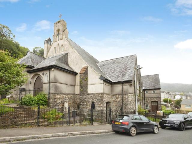 7 bedroom detached house for sale