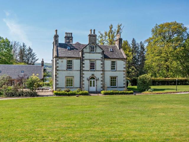 7 bedroom detached house for sale