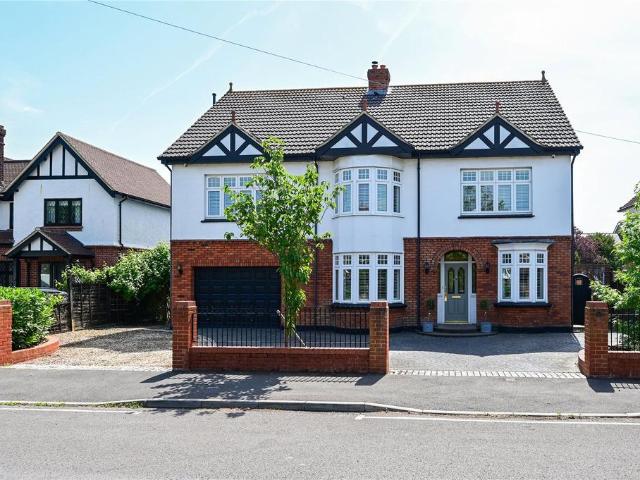 7 bedroom detached house for sale