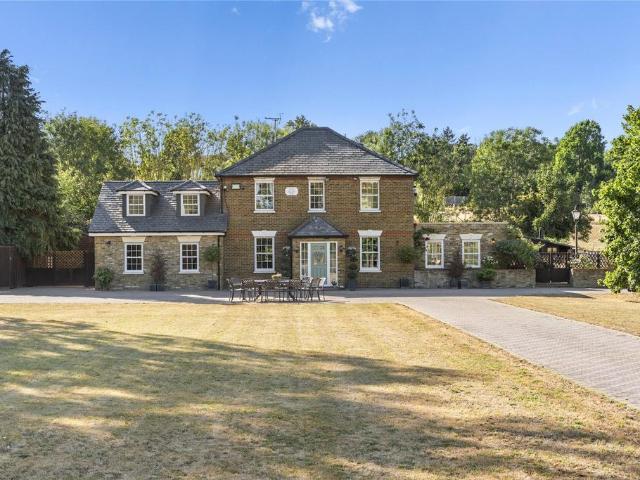7 bedroom detached house for sale