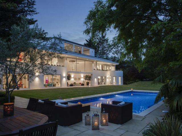 7 bedroom detached house for sale