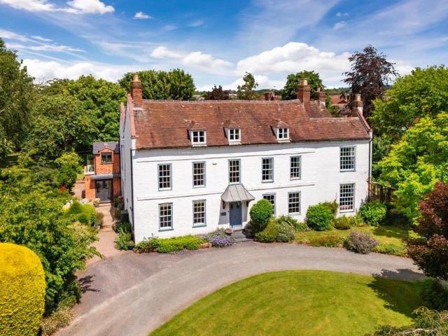 7 bedroom detached house for sale