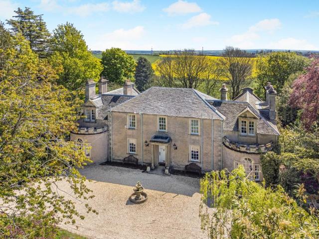 7 bedroom detached house for sale
