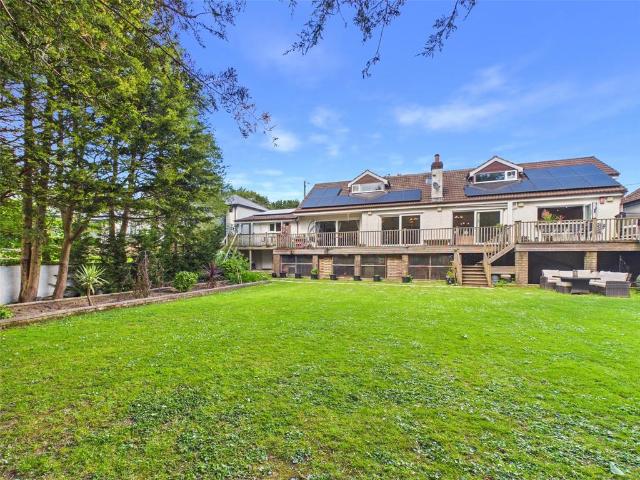 7 bedroom detached house for sale