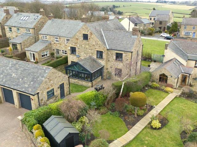 7 bedroom detached house for sale