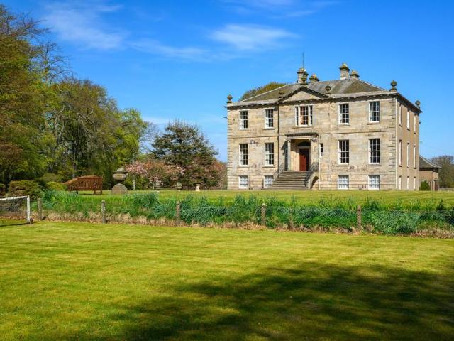 7 bedroom detached house for sale