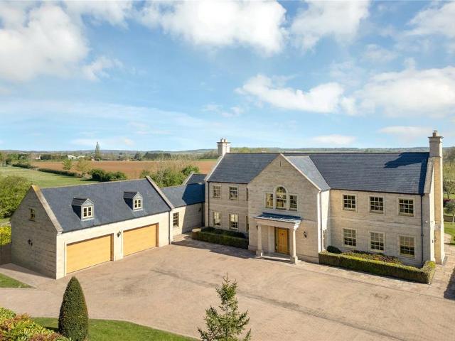 7 bedroom detached house for sale