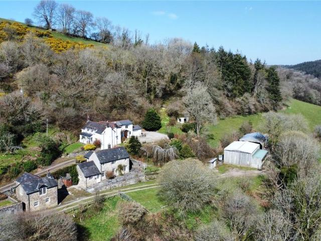 7 bedroom detached house for sale
