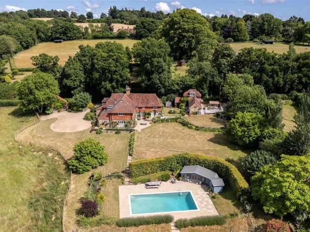 7 bedroom detached house for sale