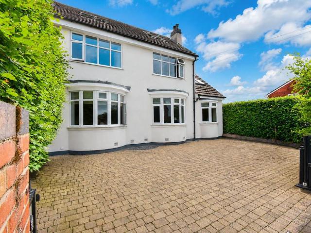 7 bedroom detached house for sale