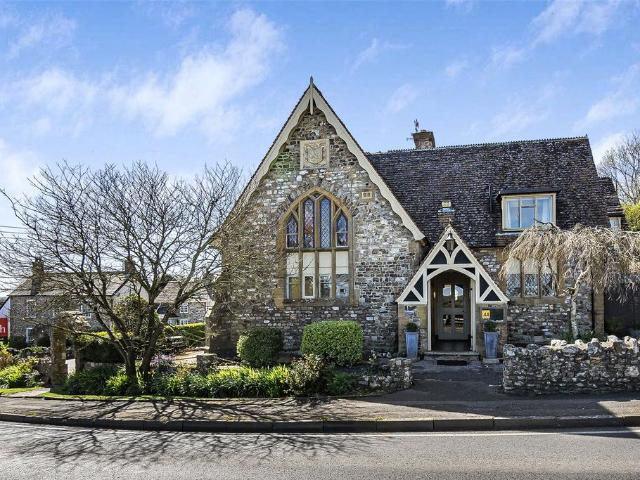 7 bedroom detached house for sale