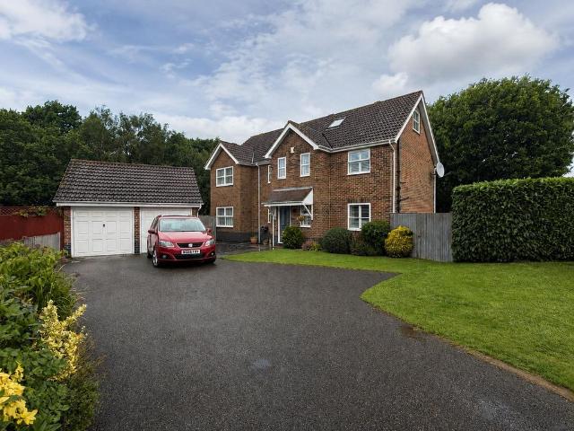 7 bedroom detached house for sale