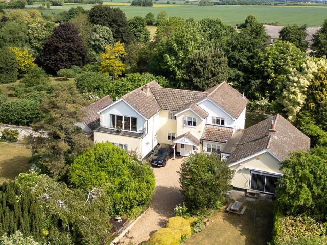 7 bedroom detached house for sale