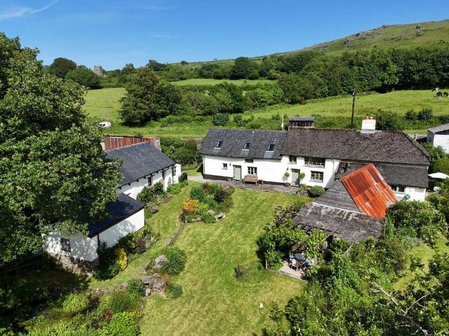 7 bedroom detached house for sale