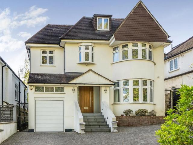 7 bedroom detached house for sale
