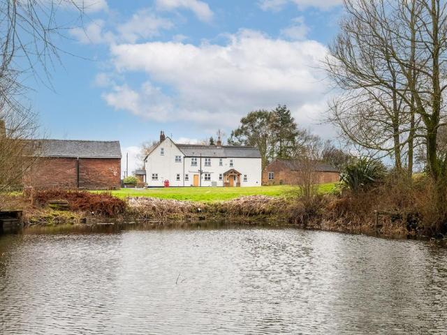 7 bedroom detached house for sale