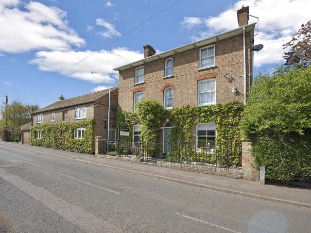 7 bedroom detached house for sale
