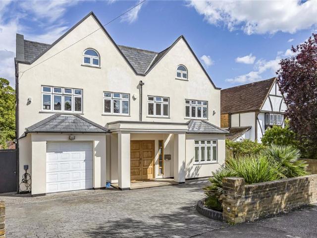 7 bedroom detached house for sale