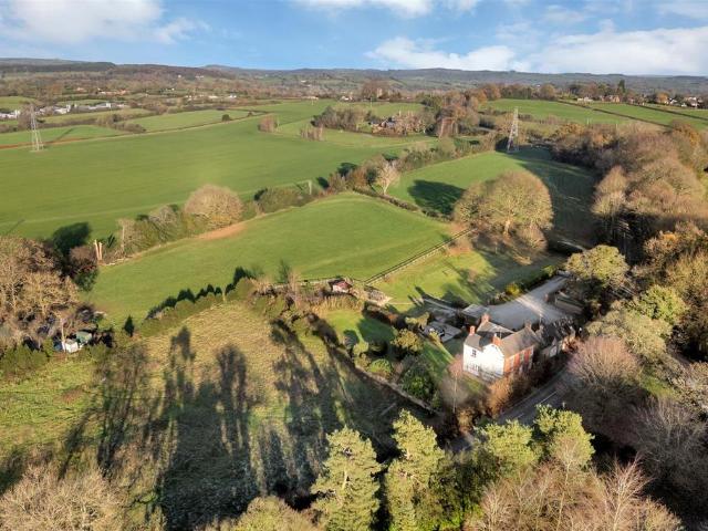 7 bedroom detached house for sale
