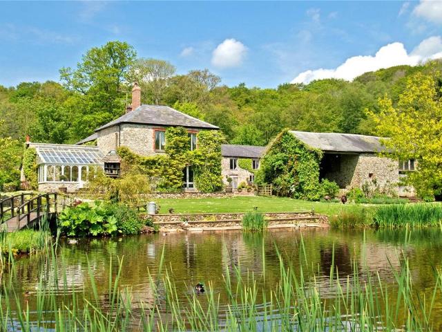 7 bedroom detached house for sale