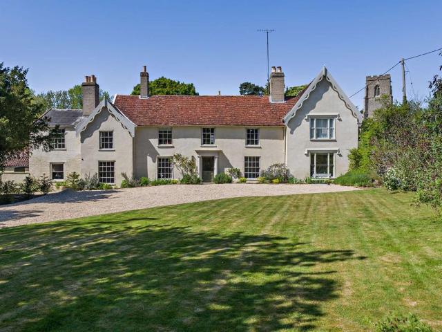 7 bedroom detached house for sale