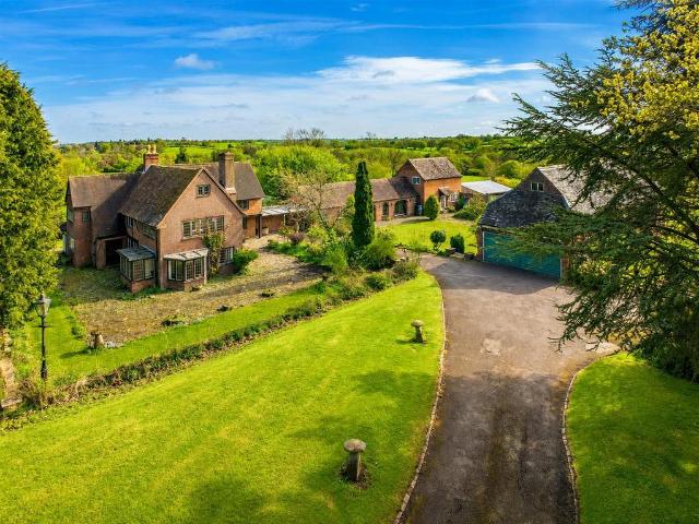 7 bedroom detached house for sale