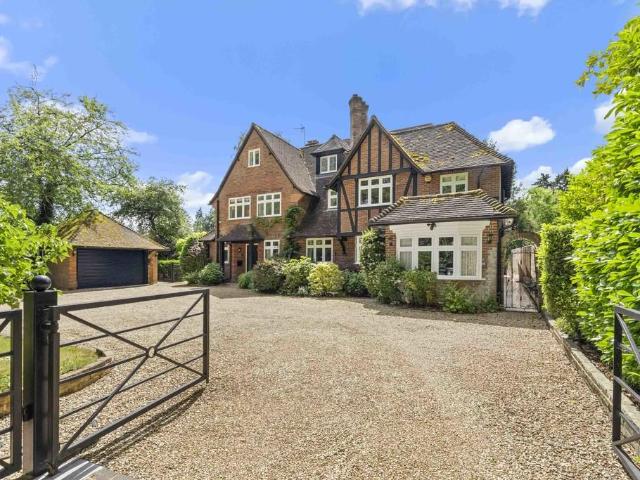 7 bedroom detached house for sale