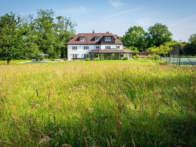 7 bedroom detached house for sale
