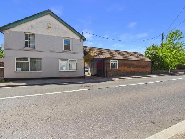 7 bedroom detached house for sale