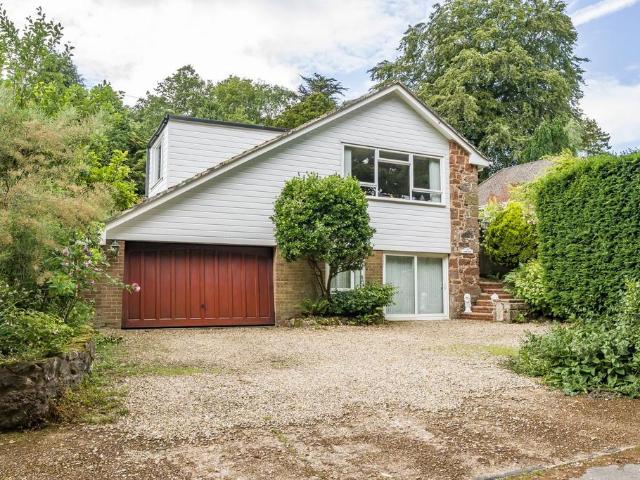 7 bedroom detached house for sale