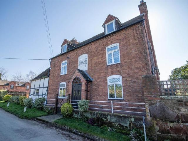 7 bedroom detached house for sale