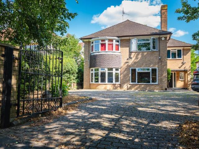 7 bedroom detached house for sale