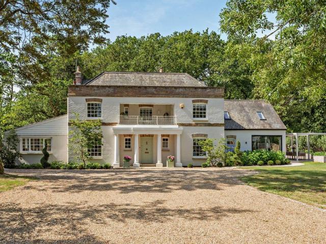 7 bedroom detached house for sale