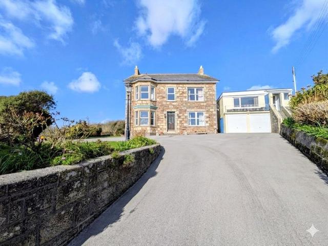 7 bedroom detached house for sale