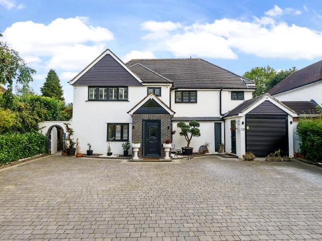 7 bedroom detached house for sale
