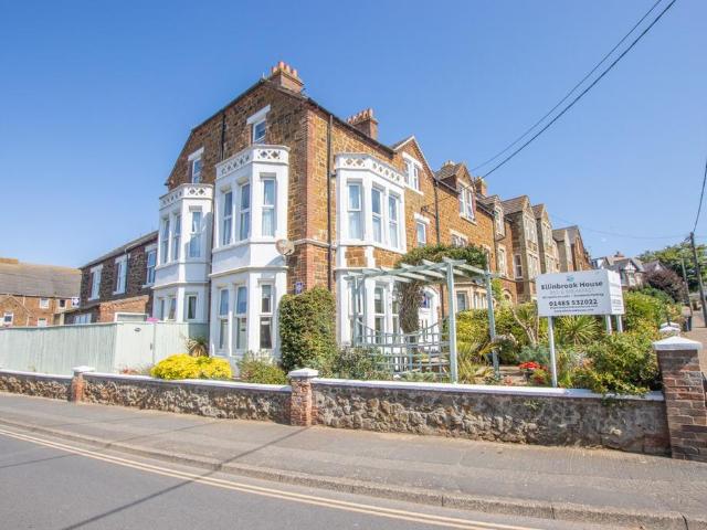 7 bedroom detached house for sale