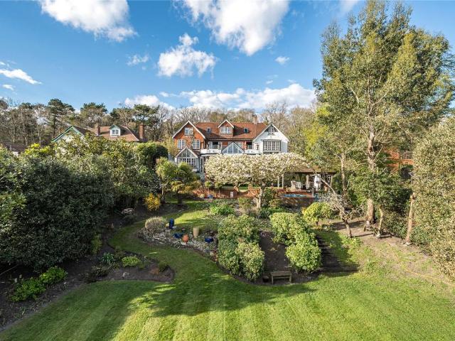 7 bedroom detached house for sale