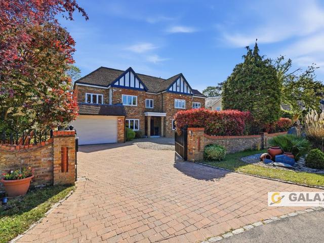 7 bedroom detached house for sale