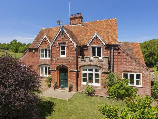 7 bedroom detached house for sale
