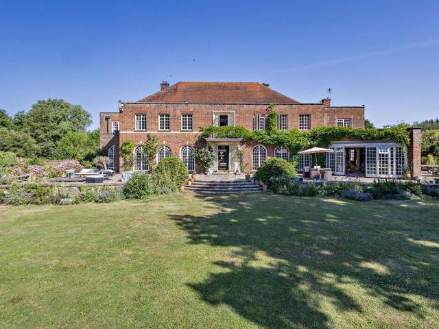 7 bedroom detached house for sale